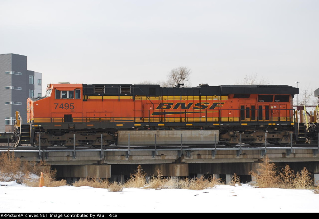BNSF 7495
